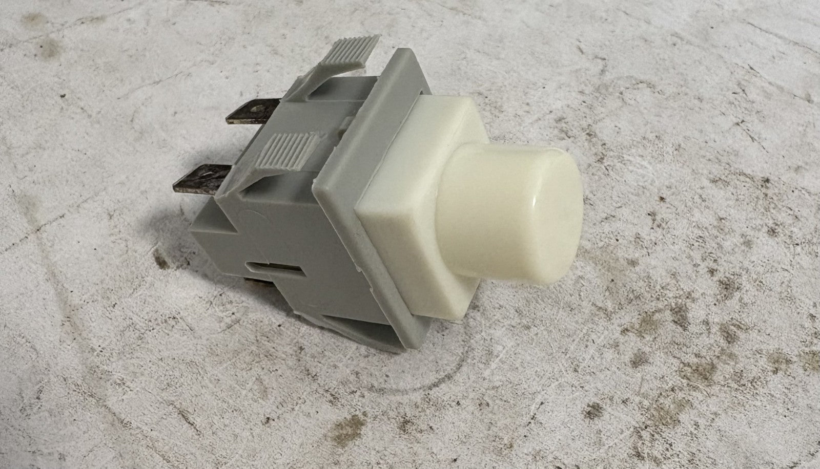 New Wascomat Push to Start Switch Button White #961004 – Leading Edge ...