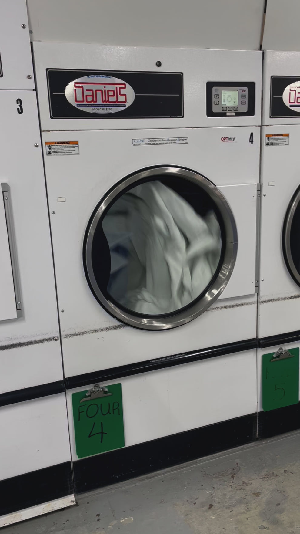 Unimac Dryer 75lb UTF75NRUQ1C2W01 - 2014 – Leading Edge Laundry Equipment