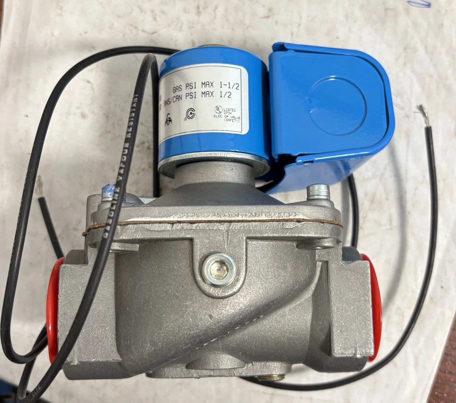 New ITT Model D Aluminium Solenoid Gas Valve 120VAC Coil-1 1/2 #K3A562 ...